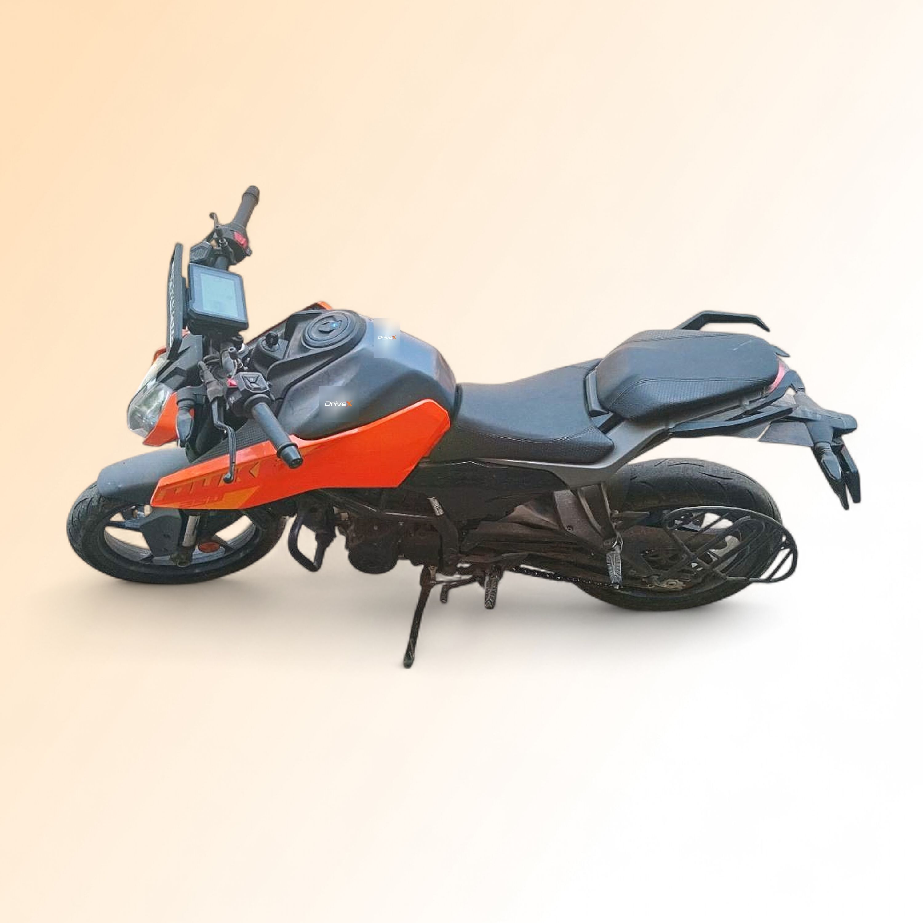 KTM Duke 250, 6,995 Kms - Pre-Owned Two Wheeler at DriveX