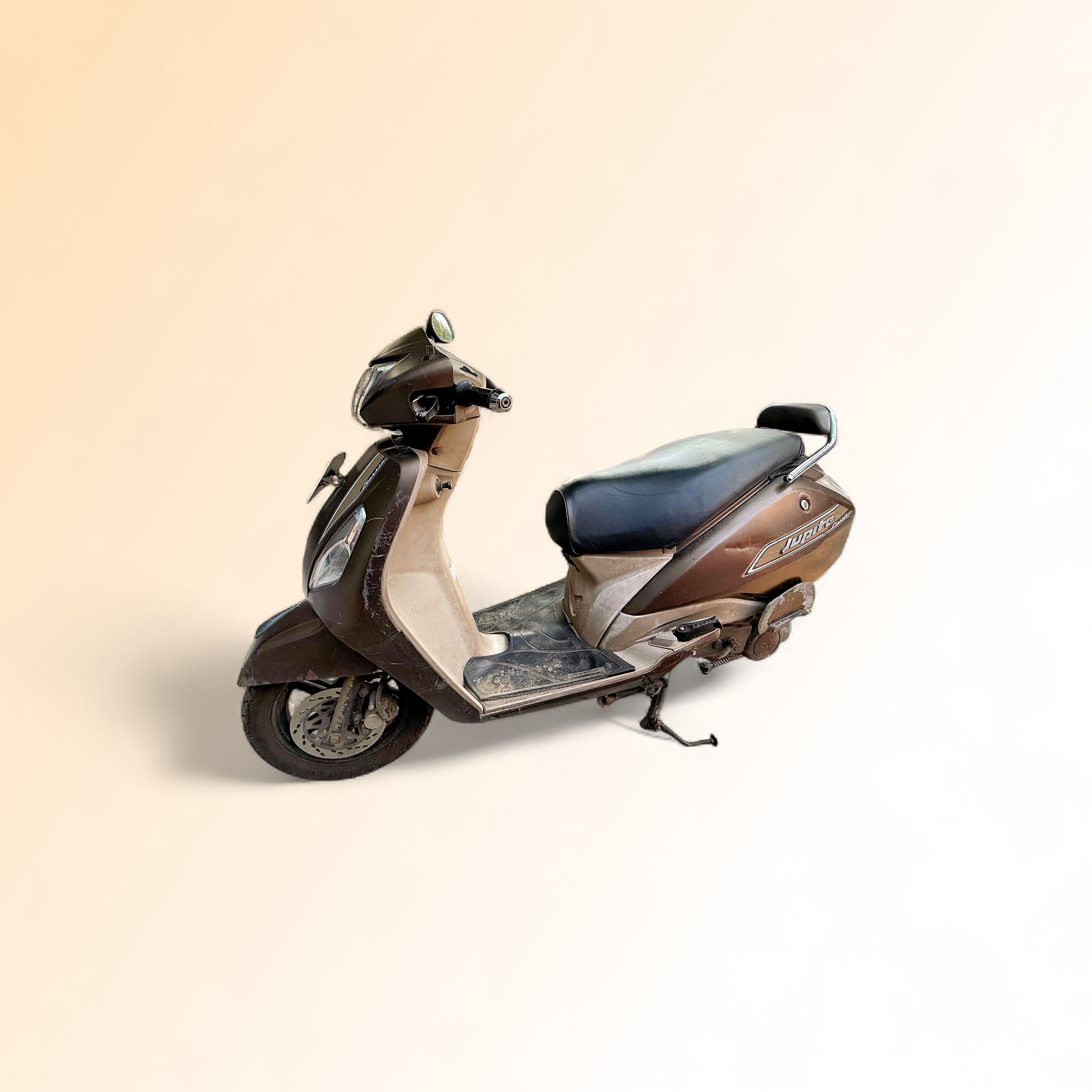 TVS Jupiter 110 Classic Disc, 24,300 Kms - Pre-Owned Two Wheeler at DriveX