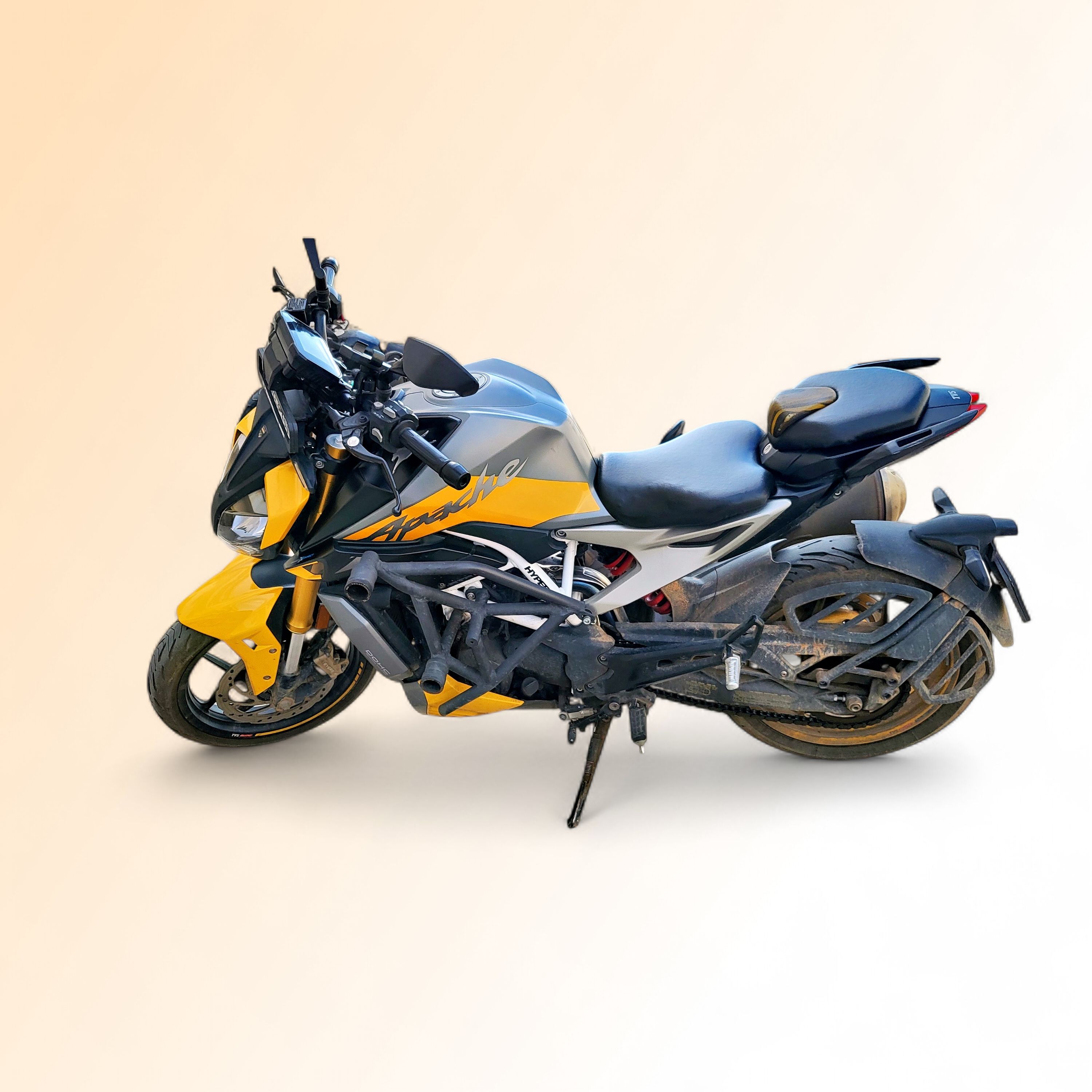 TVS Apache RTR 310 STD, 14,000 Kms - Pre-Owned Two Wheeler at DriveX