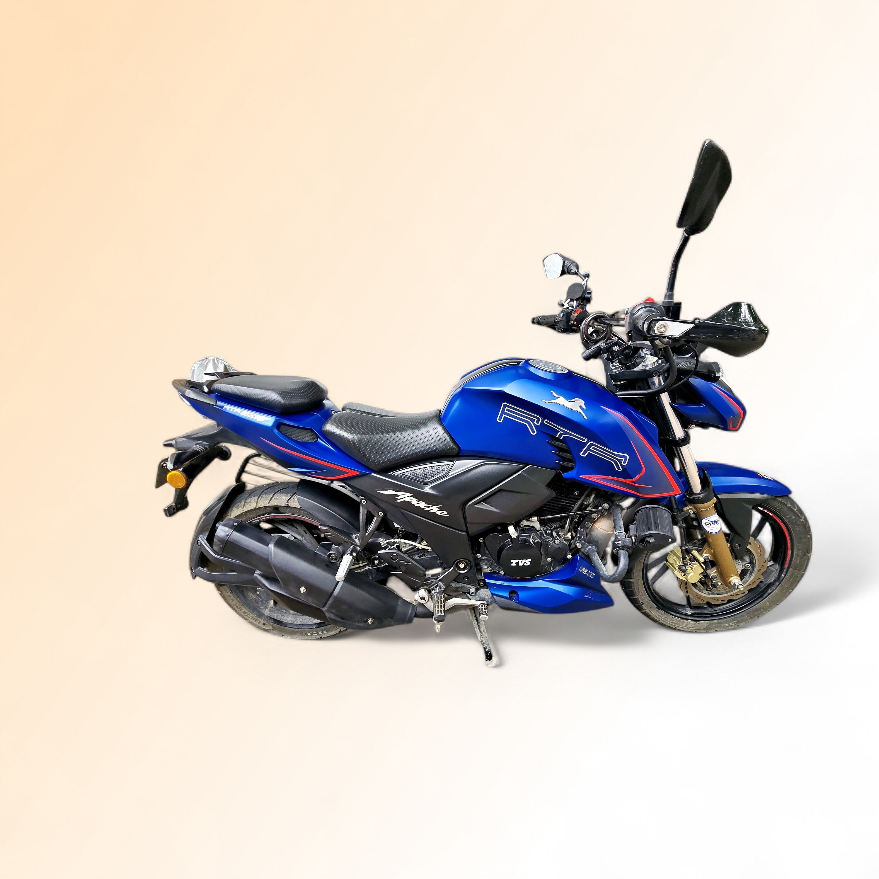 TVS Apache RTR 200 4V, 11,033 Kms - Pre-Owned Two Wheeler at DriveX