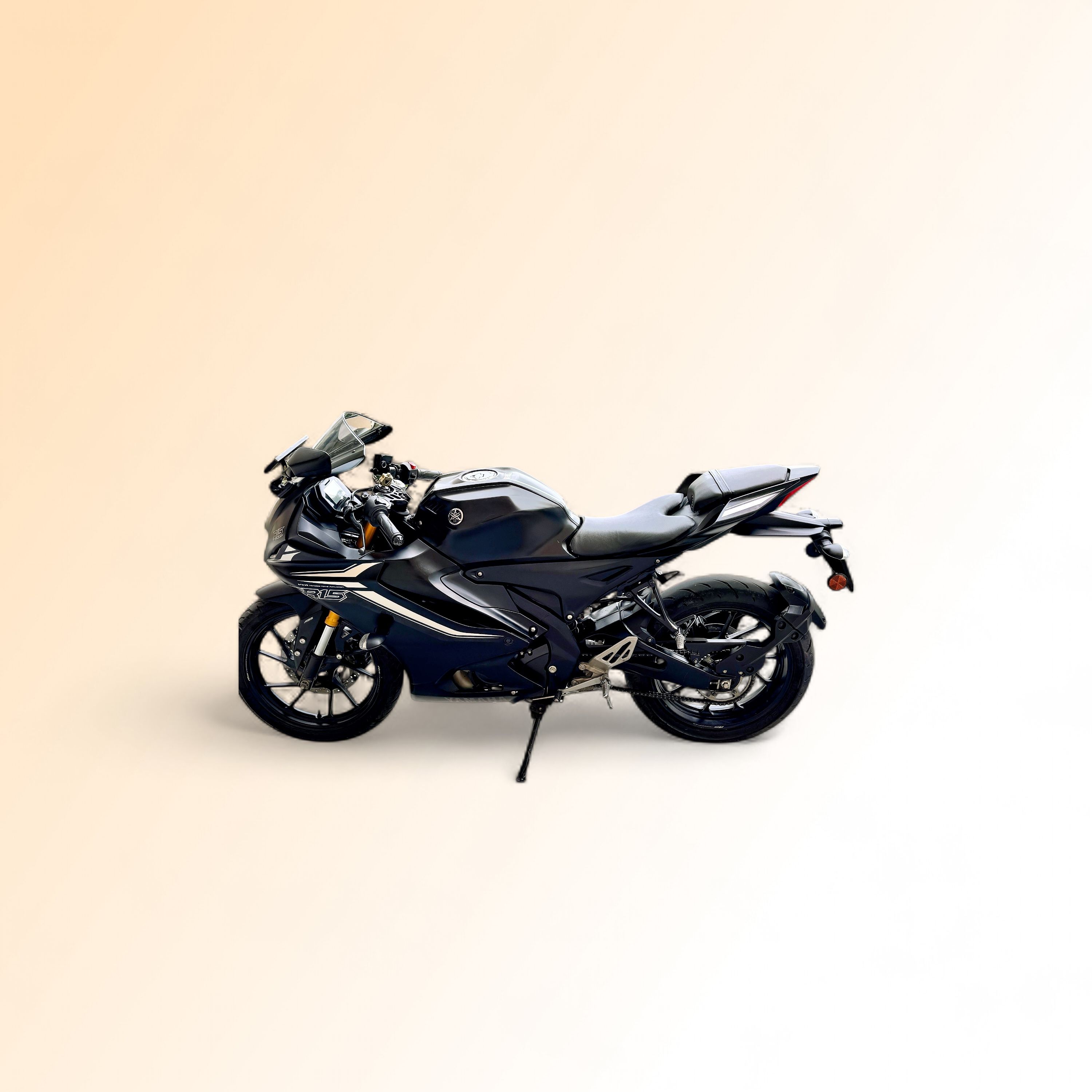 Yamaha YZF R15, 25,600 Kms - Pre-Owned Two Wheeler at DriveX