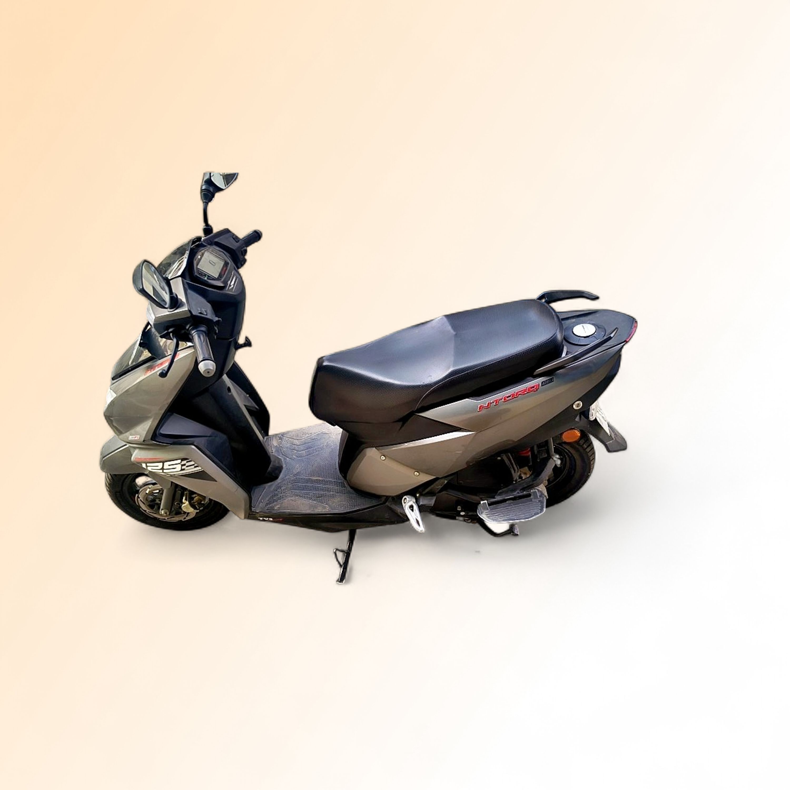 TVS Ntorq 125 Disc, 29,000 Kms - Pre-Owned Two Wheeler at DriveX
