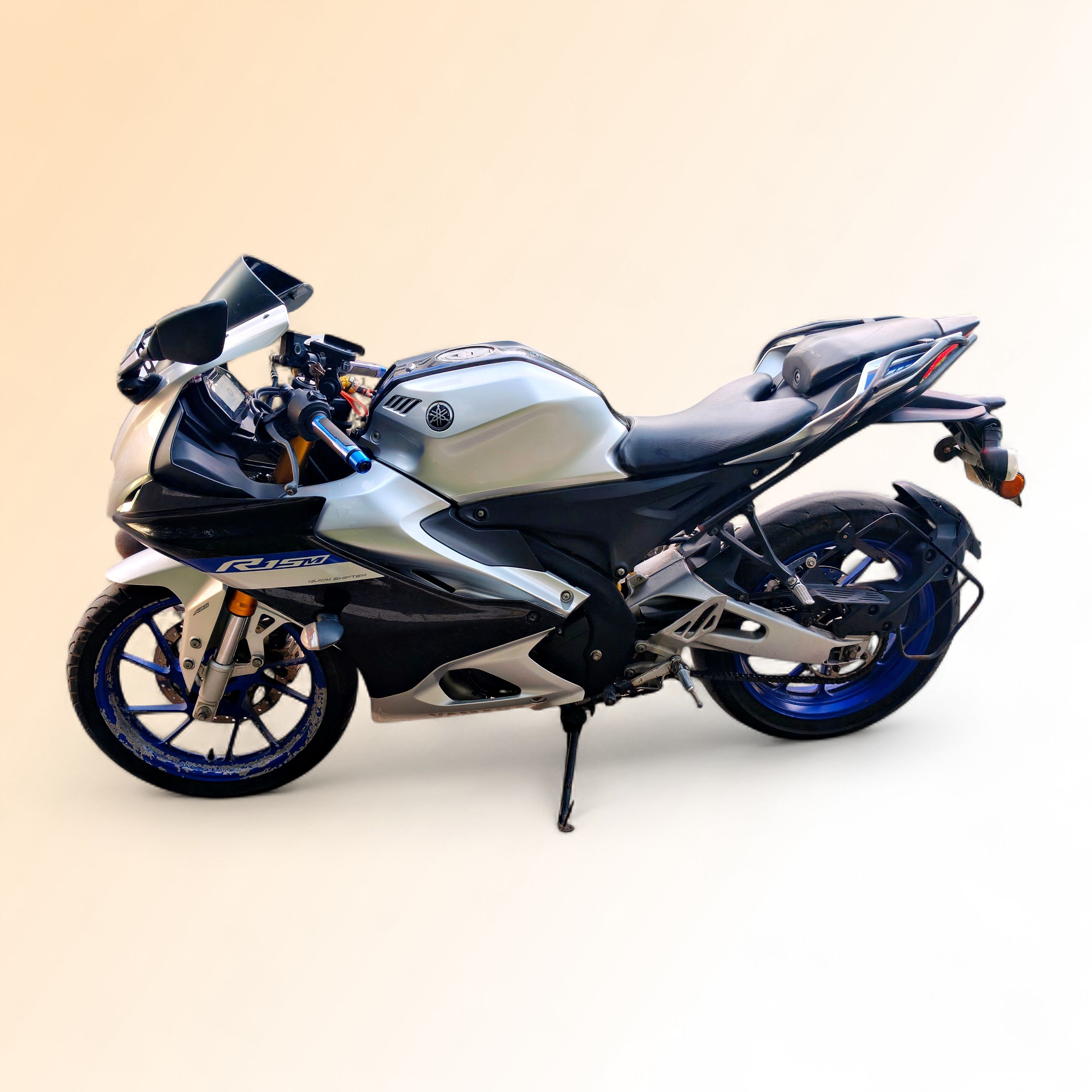 Yamaha R15M V4, 34,016 Kms - Pre-Owned Two Wheeler at DriveX