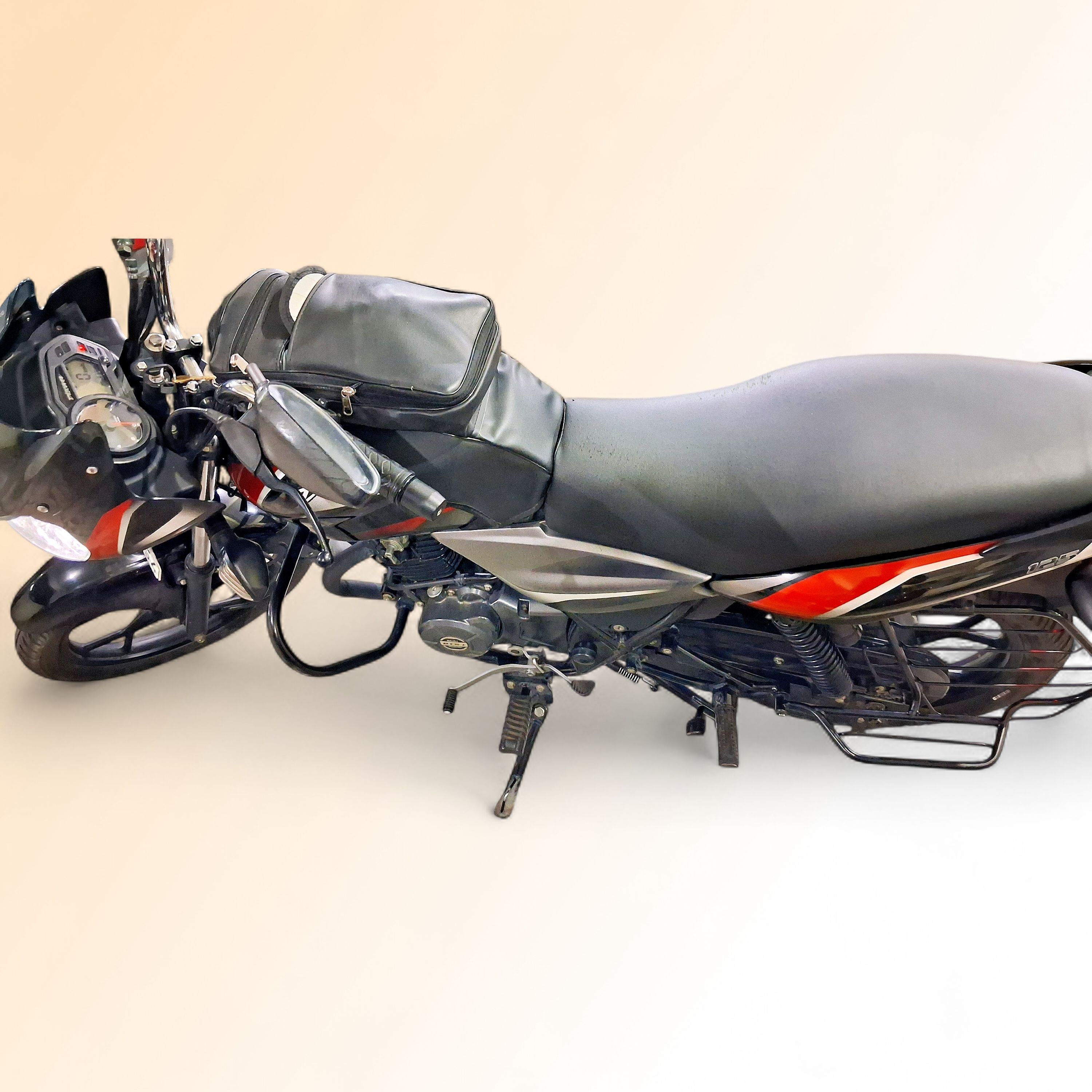 Bajaj Discover 125 Disc, 9,500 Kms - Pre-Owned Two Wheeler at DriveX