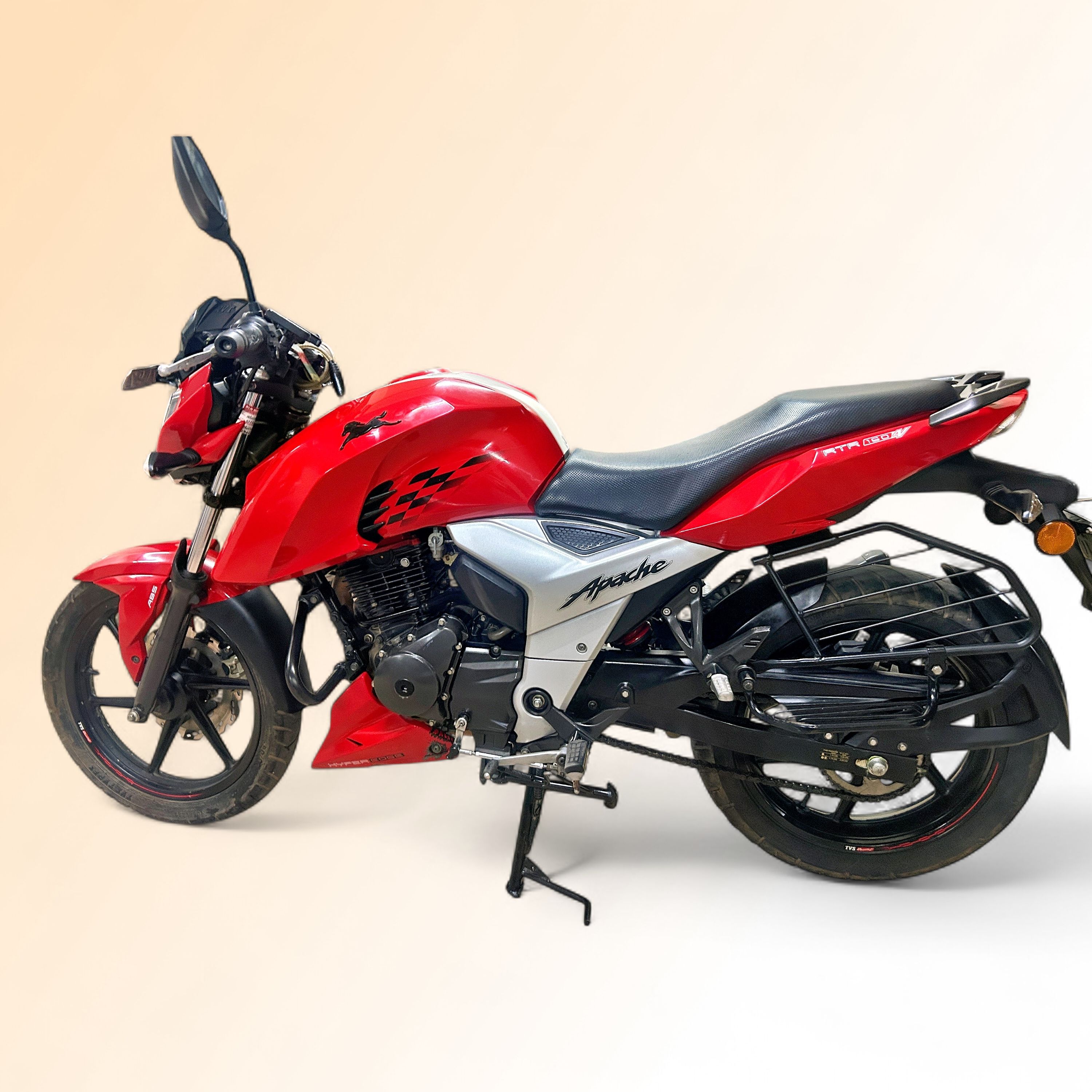 TVS Apache RTR 160 4V FI, 21,300 Kms - Pre-Owned Two Wheeler at DriveX