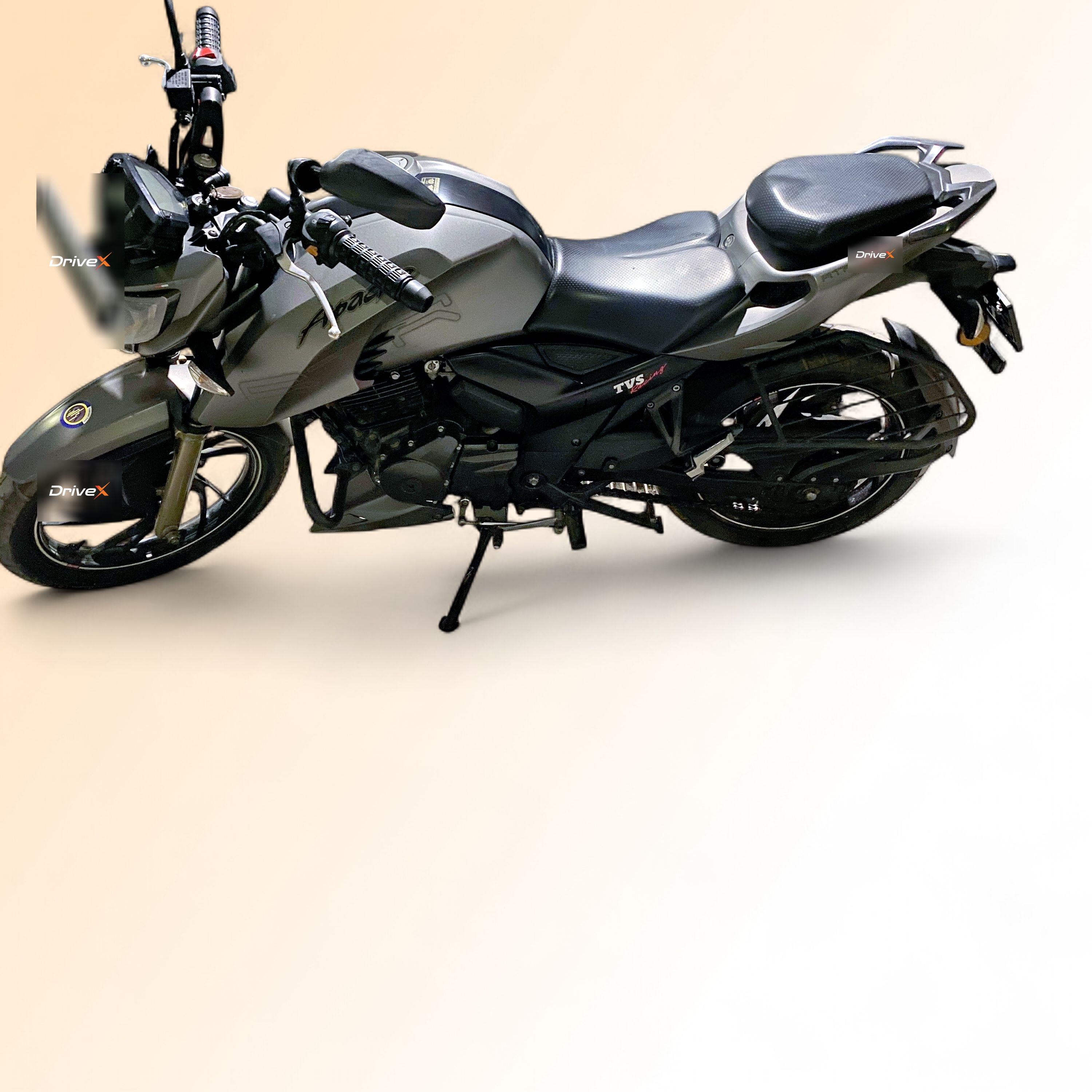 TVS Apache RTR 200 4V, 18,000 Kms - Pre-Owned Two Wheeler at DriveX