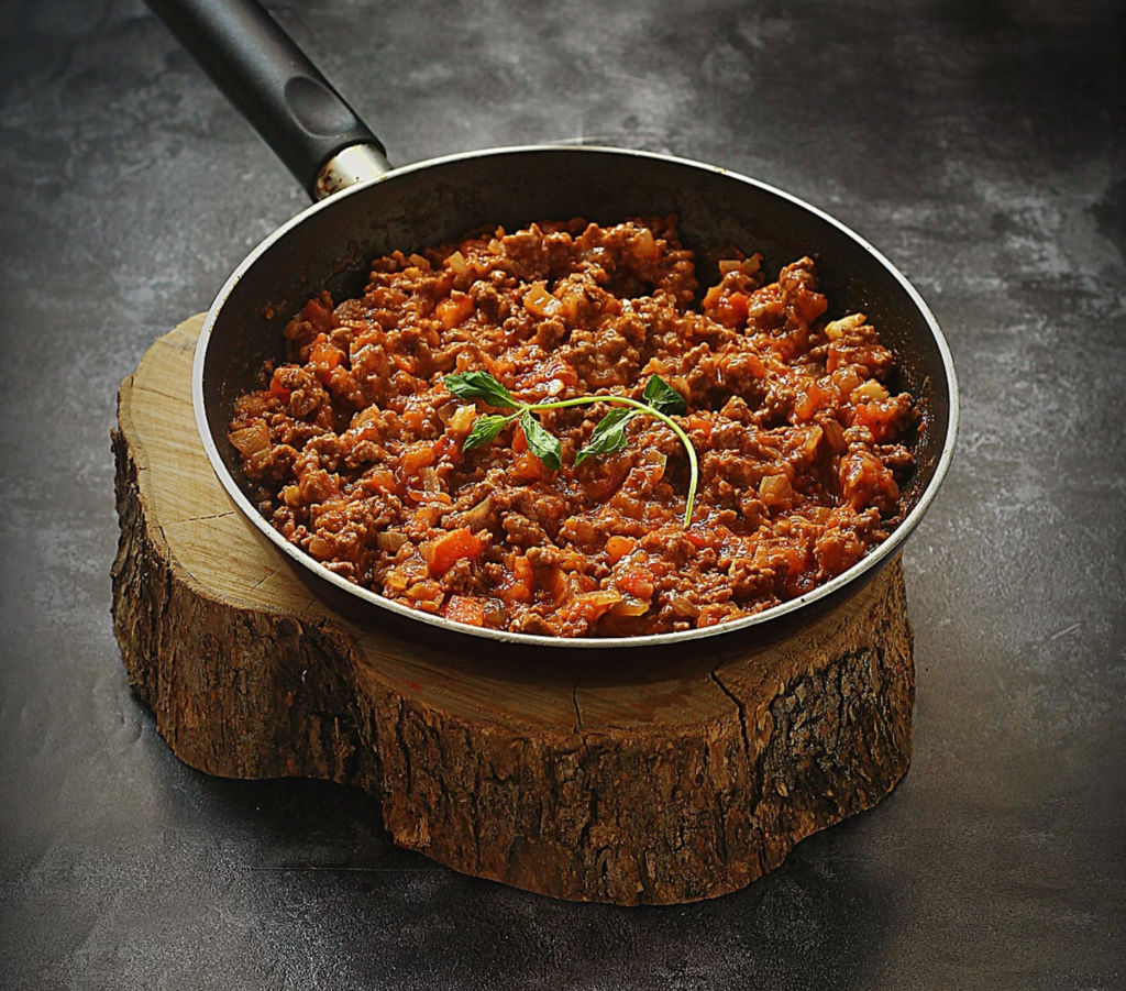 Galayet Bandora with Beef Recipe - Abdullah Yahya