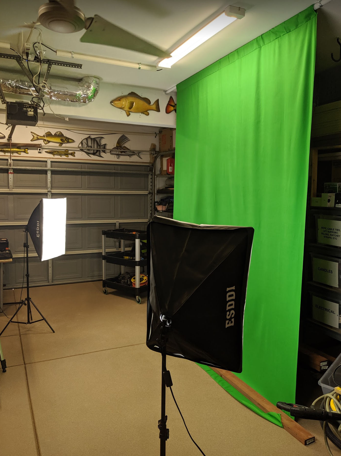 Simple Green Screen Setup for Video Production - Abdullah Yahya