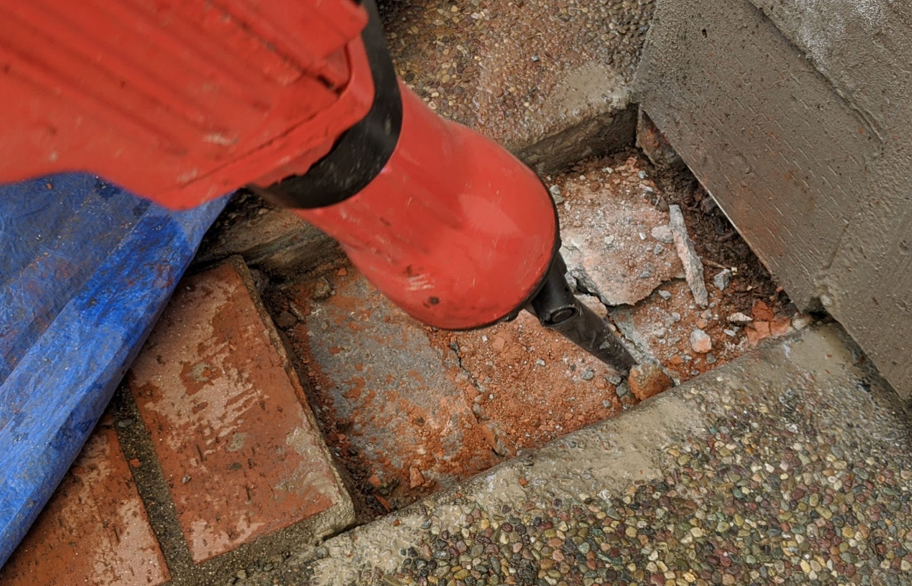 Make a rectangular hole in cement with clean edges - Abdullah Yahya