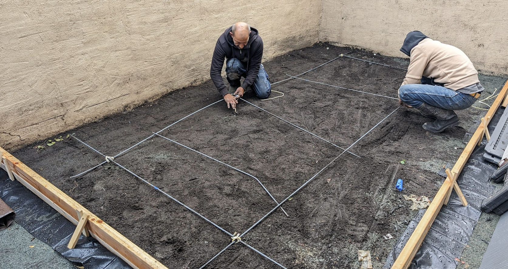 How to Create a Concrete Slab / Patio - Abdullah Yahya