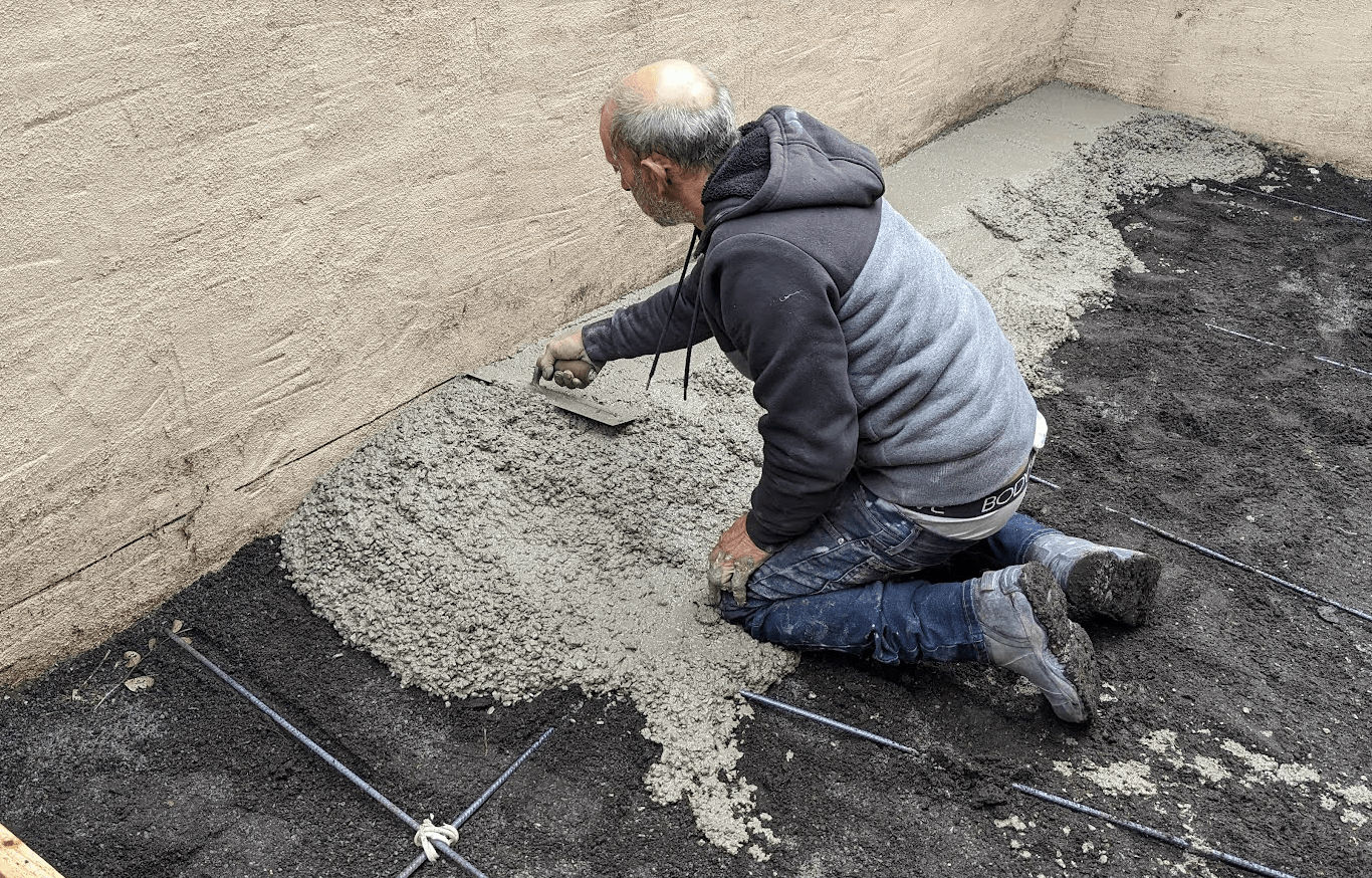 How to Create a Concrete Slab / Patio - Abdullah Yahya