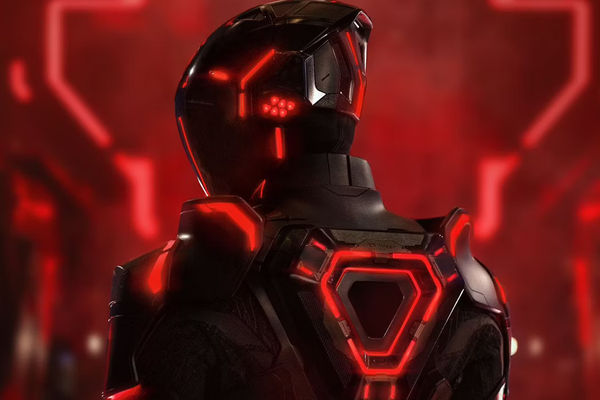 New Tron 3 Image Unveils Jared Leto's Enigmatic Character in Striking ...