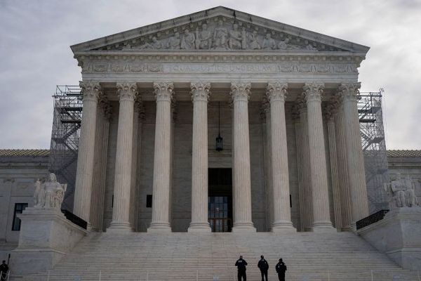 Supreme Court Halts Implementation Of Texas Immigration Law Temporarily