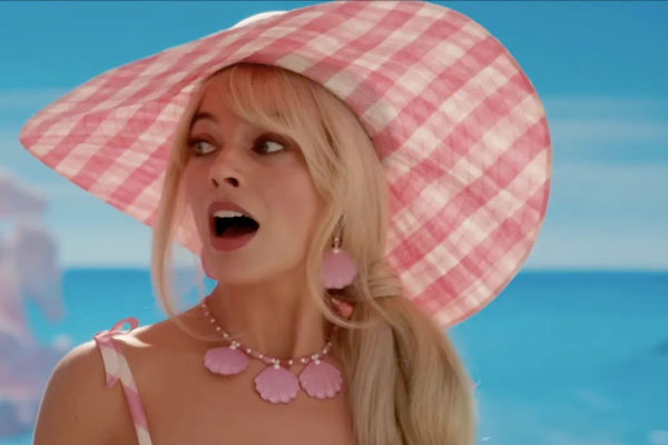 Unveiling Margot Robbie's Mesmerizing Transformation as Barbie ...