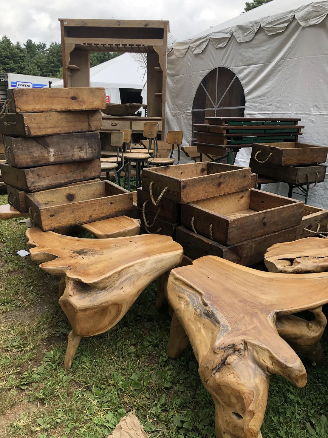 Best Antique Shows, Flea Markets, and Vintage Fairs in the USA | August ...