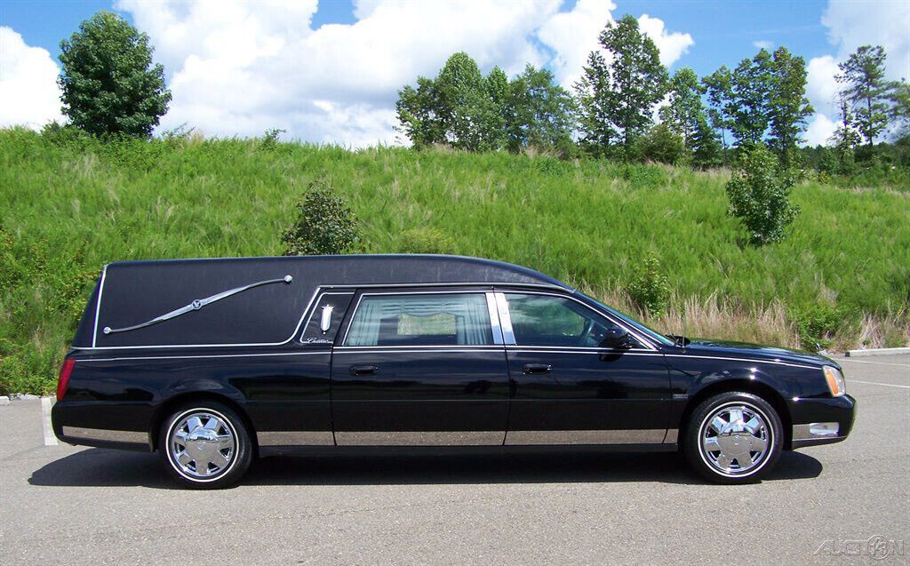 2001 Cadillac DeVille Eagle Hearse [ready for sevice] @ Hearses for sale