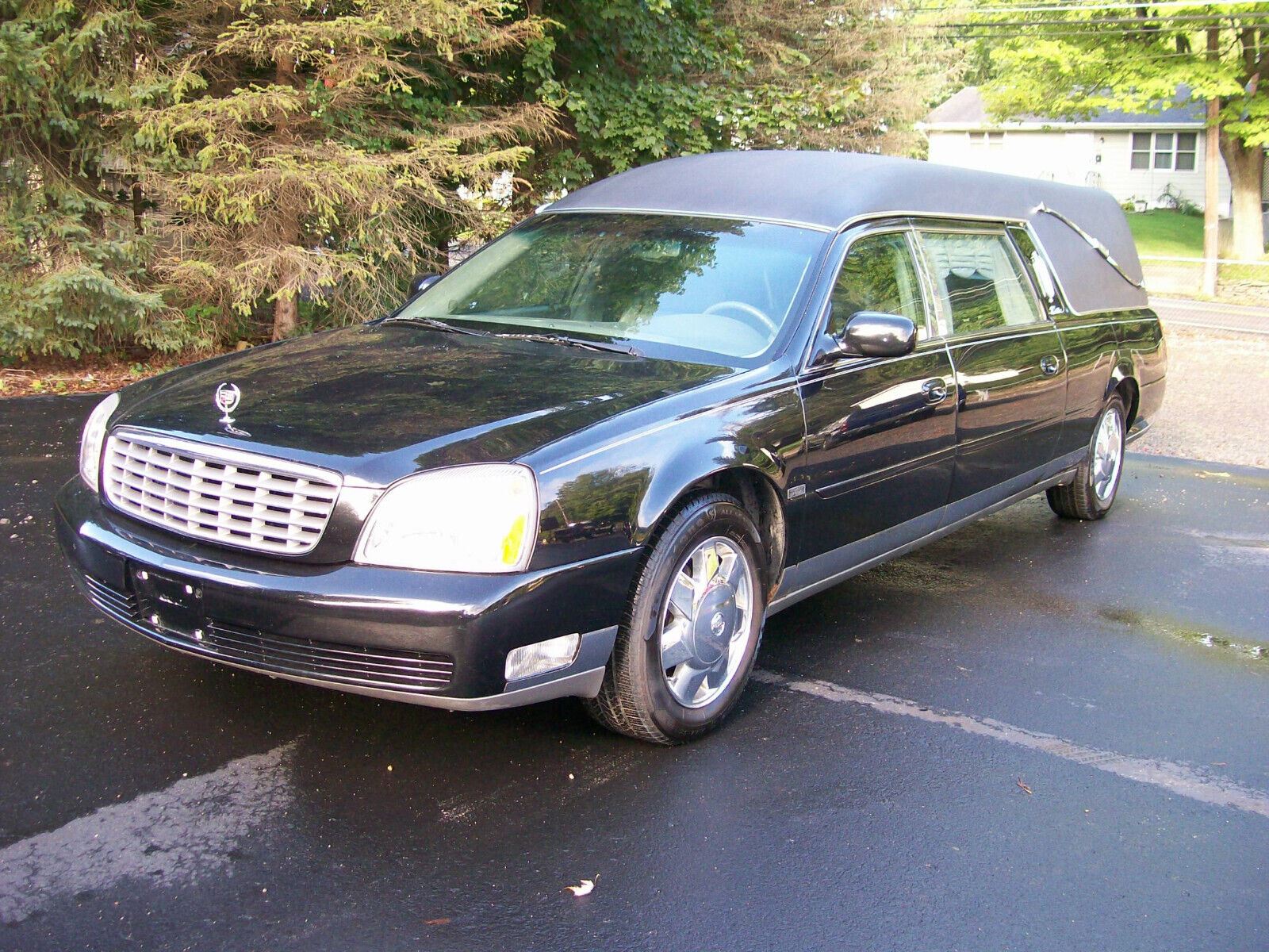 2003 Cadillac Hearse [rusty frame] @ Hearses for sale