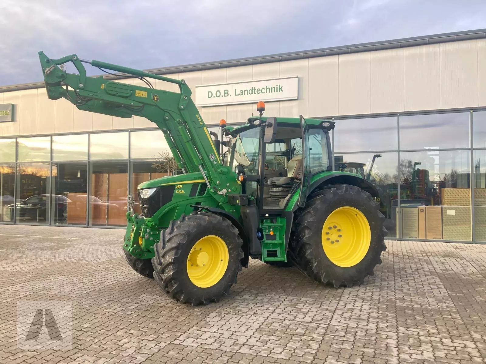 E-FARM: John Deere 6R 130 - Tractor - id KMVYIEH - €117,000 - Year of ...