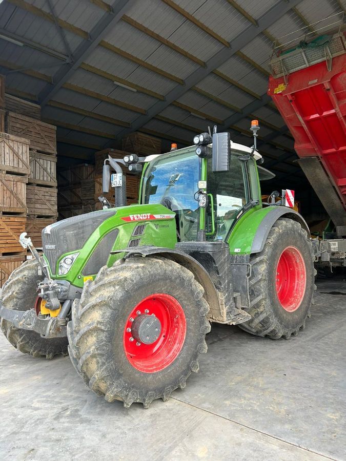 E-FARM: Fendt 724 Vario ProfiPlus - Tractor - id AEDDZEV - Year of ...