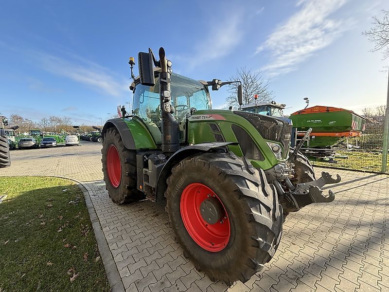 E-FARM: Fendt 724 Vario - Tractor - id SWZGD9I - €88,500 - Year of ...