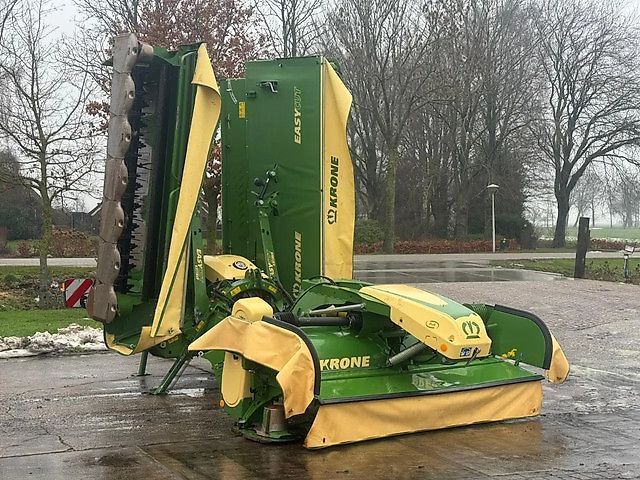 E-FARM: Krone b 880 cv + easy cut f 320 cv triple maaier - Faucheuse ...