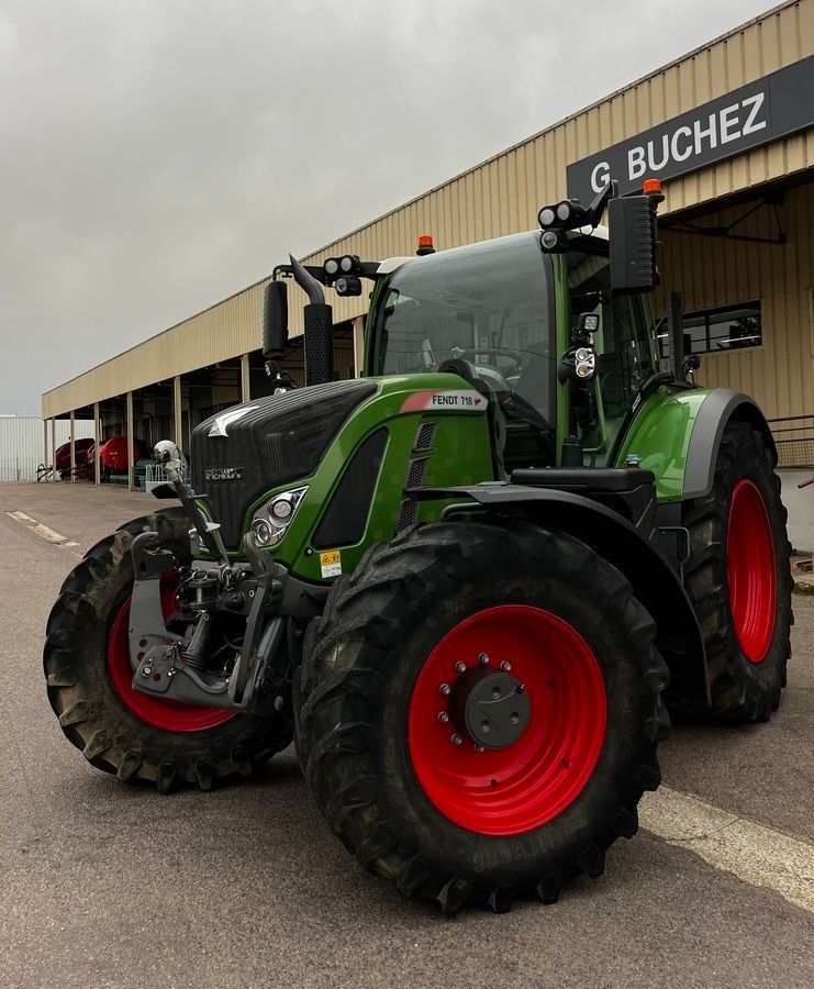E-FARM: Fendt 718 Vario Profi - Traktor - id Z1NMIER - 92 000 € - Rok ...