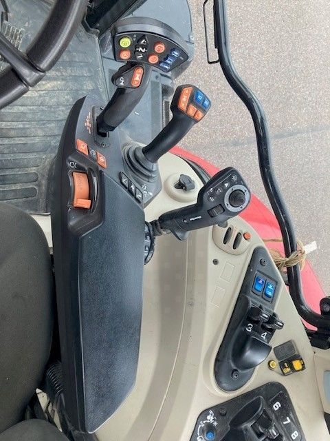 E-FARM: Massey Ferguson 7715S - Traktor - id D5BD7ZN - 98 000 € - Rok ...