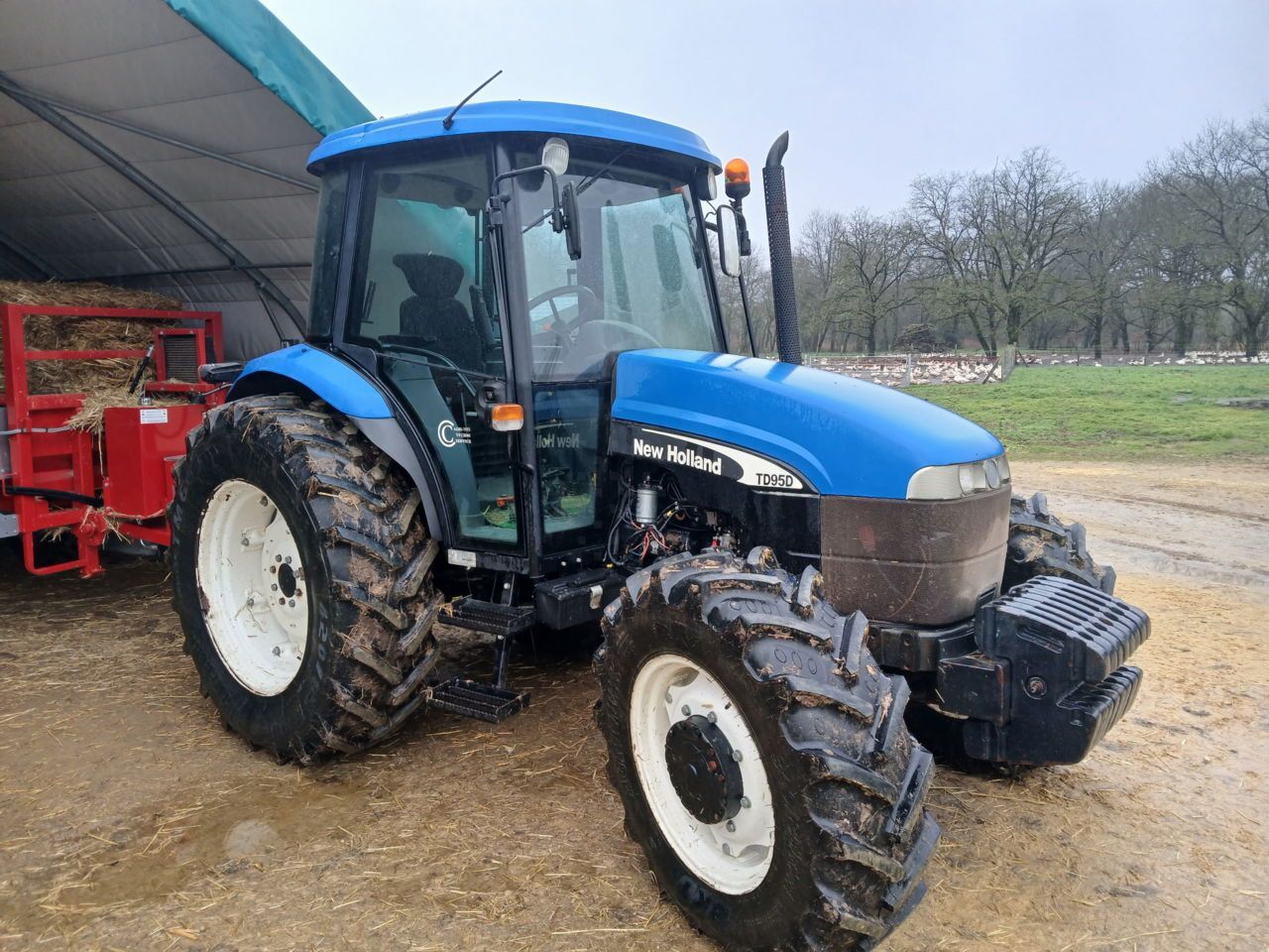 E-FARM: New Holland TD95 D - Tractor - id QTTYNPS - €21,500 - Year of ...