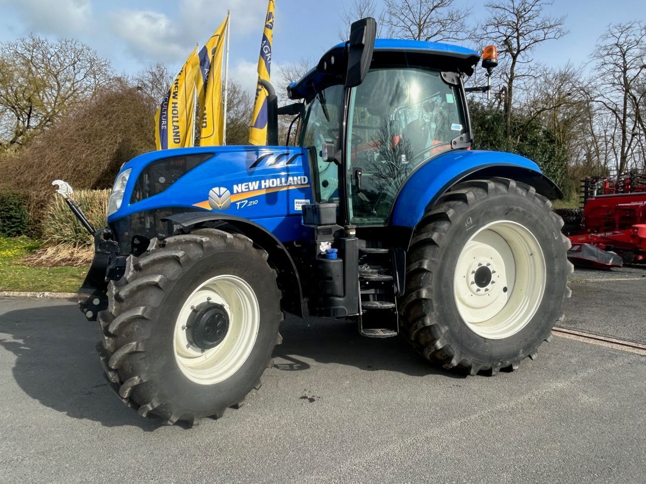 E-FARM: New Holland T7.210 - Tracteur - id 747CXPI - 85 000 € - Année ...