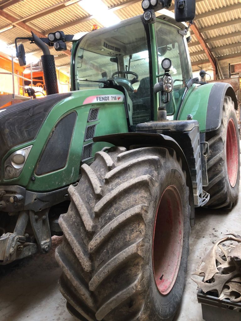 E-FARM: Fendt 718 Vario - Traktor - id IELK1ES - 89.900 € - Baujahr ...