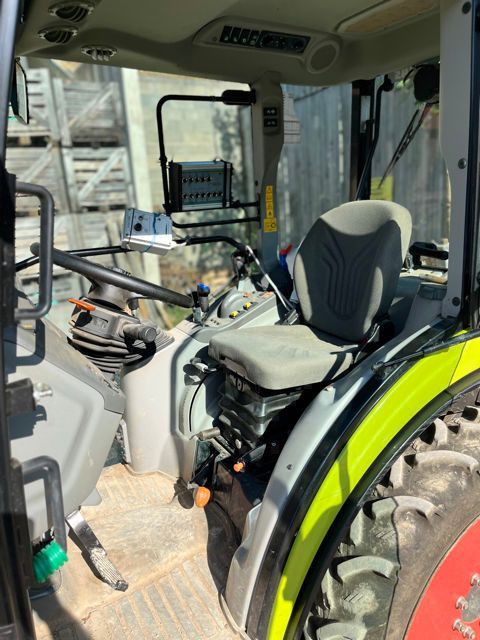 E-FARM: Claas 260s - Tractor - id HXMMUEB - 58.000 € - Año: 2022 ...