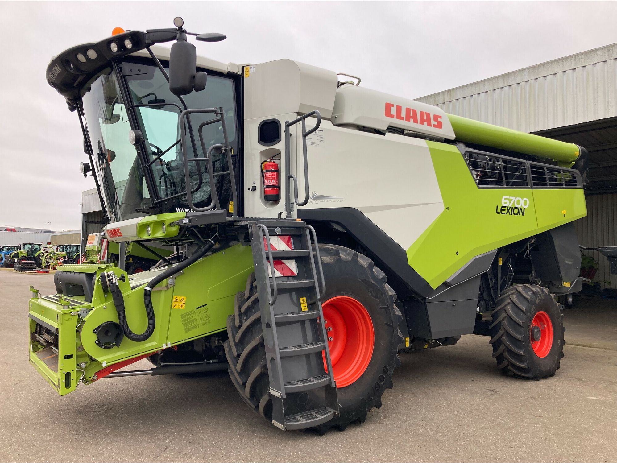 E-FARM: Claas Lexion 6700 - Moissoneuse-batteuse - id SUL9YNS - 305 000 ...