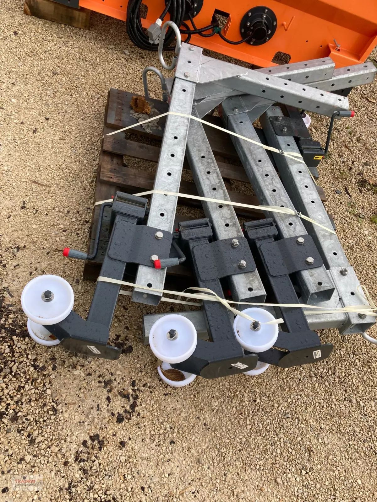 E-FARM: Rasco solid xf 2,5 - Equipamiento municipal - id WKBZJ48 - Año: 2023 - Alemania