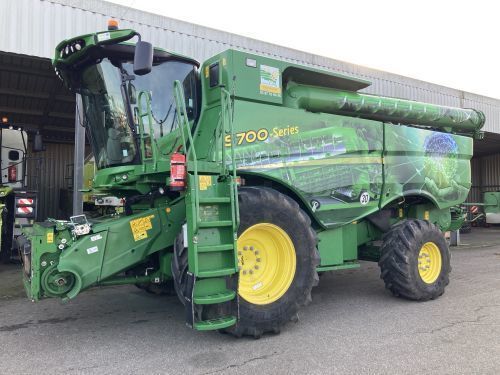 E-FARM: John Deere S780 - Žitni kombajn - id C8MHNB9 - 215.000 € - Leto ...