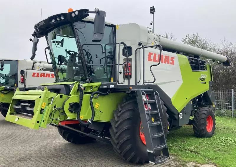 E-FARM: Claas Trion 660 Montana - Combine harvester - id CYIS4NR - Year ...