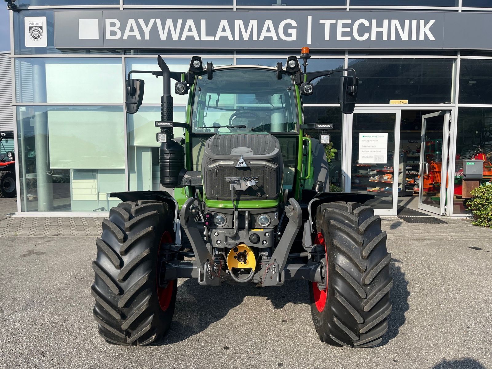 E-FARM: Fendt 211 S Vario Power - Traktor - id NCGGPYE - 104.167 ...