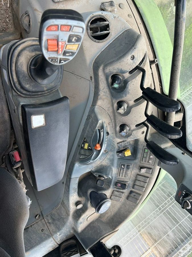 E-FARM: Claas Arion 430 - Traktor - id KWDK6XB - 25 000 € - Rok ...