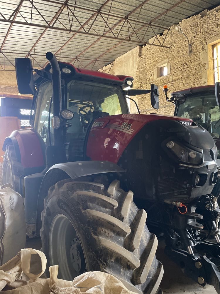 E-FARM: Case IH Puma 165 CVX - Traktor - id UBSYFBG - 105 000 € - Rok ...