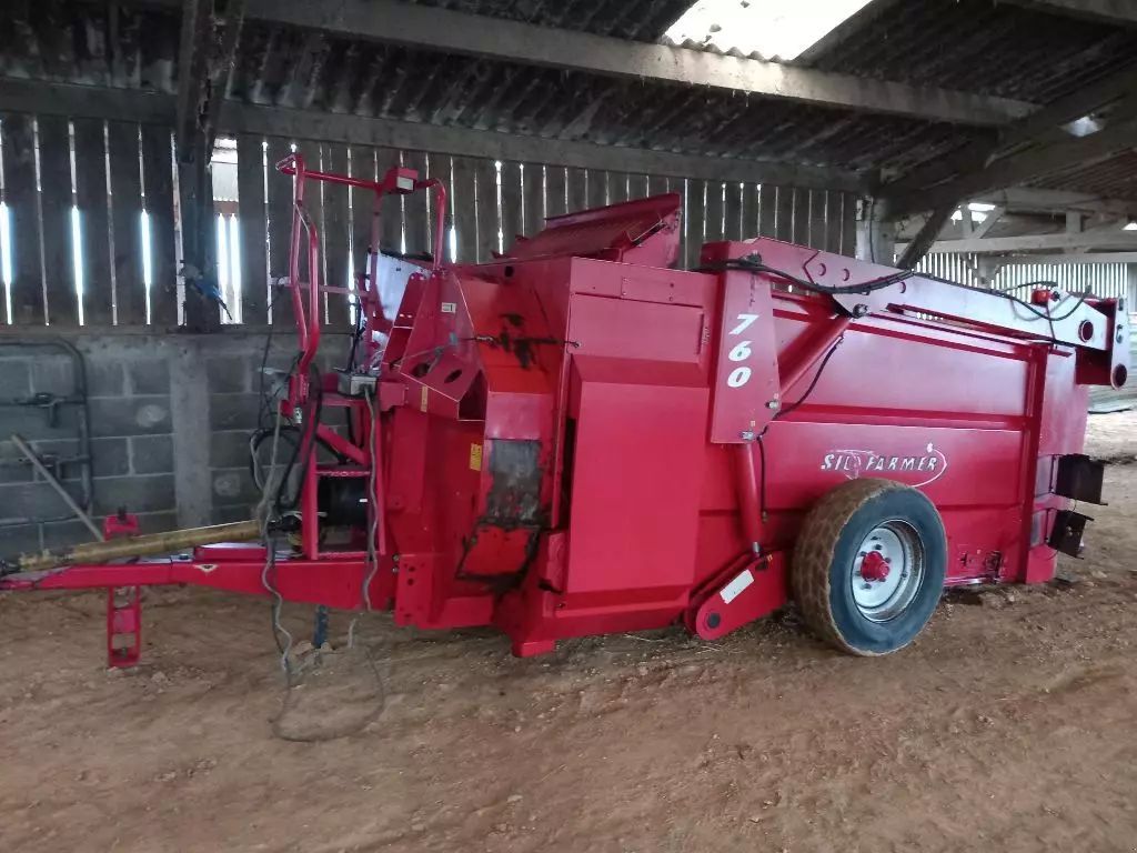 E-FARM: sonstige dp 760 hgl - Silage cutter and feeder - id TVUJNCK - € ...