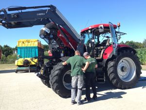 E-FARM: John Deere 6830 - Traktor - id 6I9L6VC - 42.500 € - Leto ...