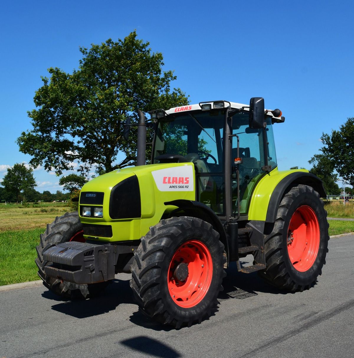 Used Claas tractors | E-FARM.COM