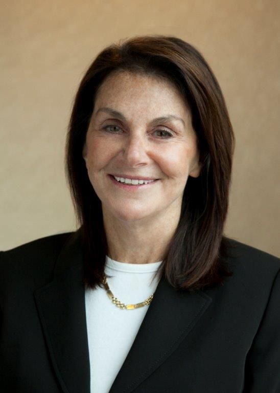 Susan Leach DeBlasio Receives Judge Florence K. Murray Award