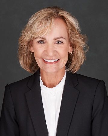 Five Questions With: Lisa M. Stanton