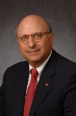 Warren Alpert Foundation names 3 new directors, Hirsch as board chair