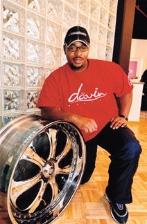 Spinning rims attract Shaq, other celebrities