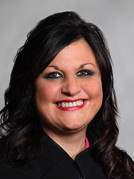 Lisa Ahart