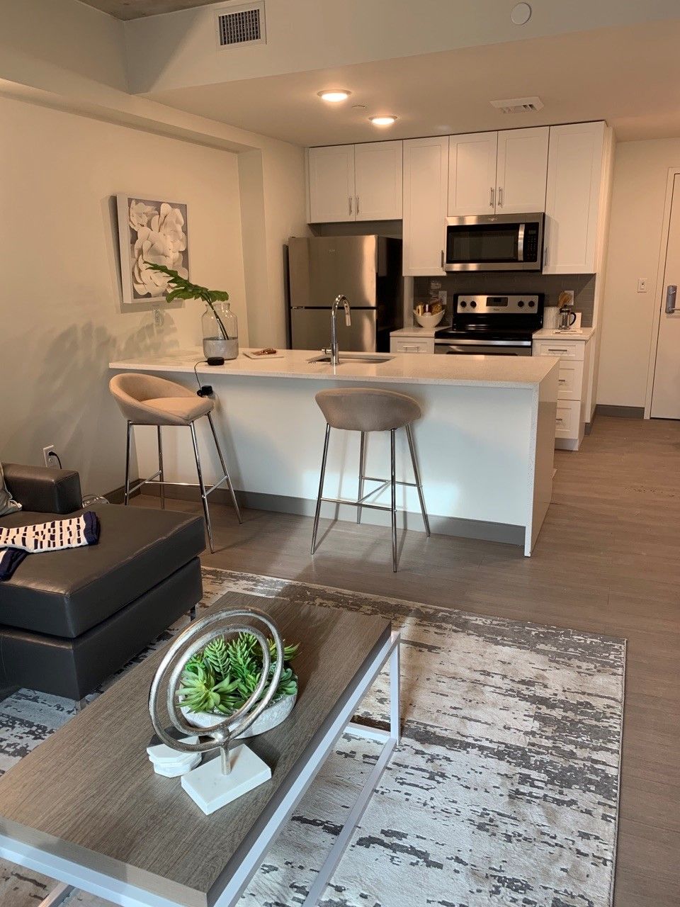 River House opens leasing, anticipates occupancy June 1