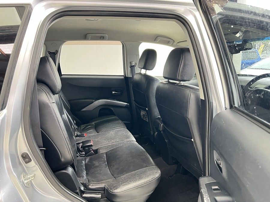 2006 Mitsubishi Outlander 7*SEATER-4WD WITH 18``ALLOYS MN90646 ...