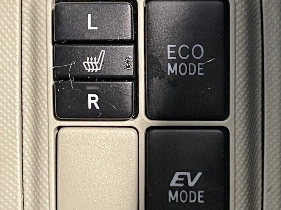 2013 Toyota Aqua S HYBRID LOW 52,000 KMS NL42582 | New Lynn Used Cars ...