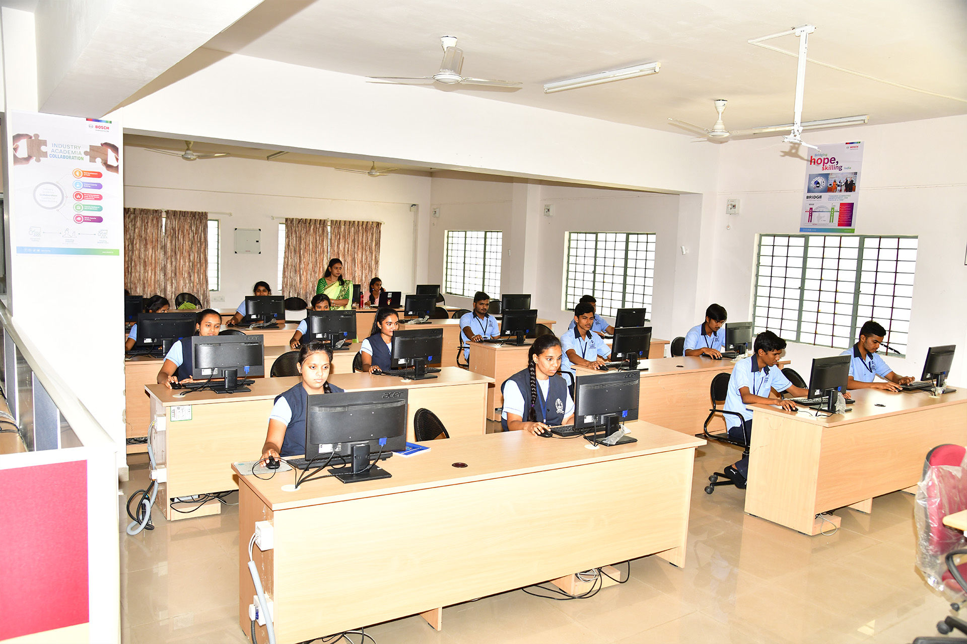 APS PU College of Science & Commerce